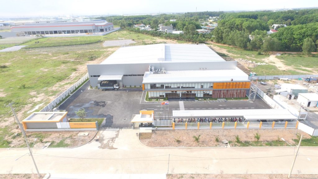 HUNTER DOUGLAS FACTORY - Lê Gia Phúc